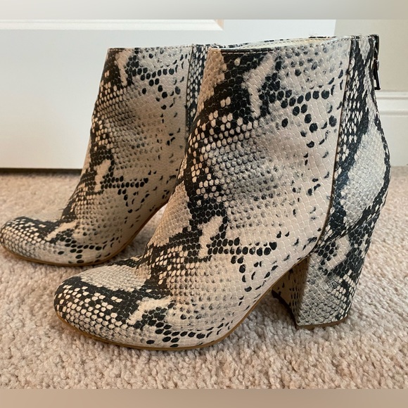 Shoes | Steve Madden Snake Skin Bootie | Poshmark